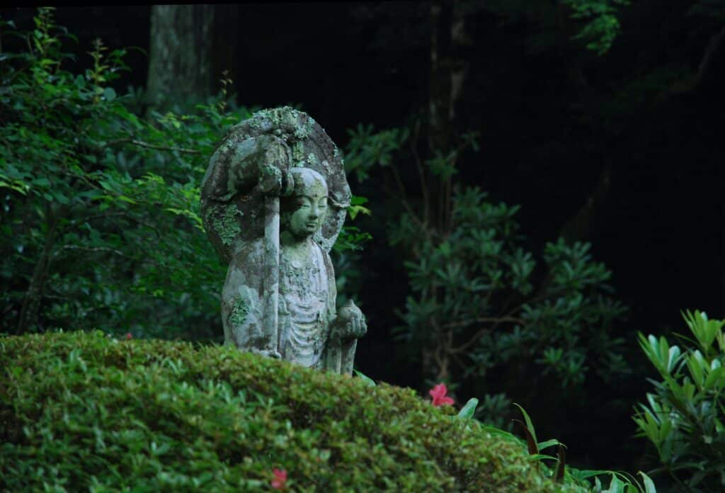 The Bodhisattva Jizo: A Guide For The Weary - Still Sitting