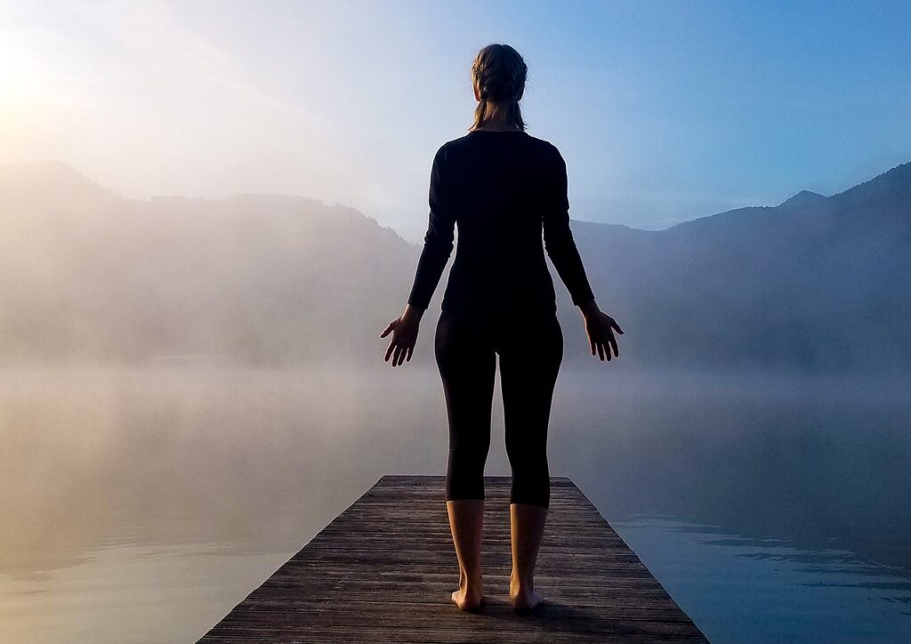Beginner meditation poses - Still Sitting